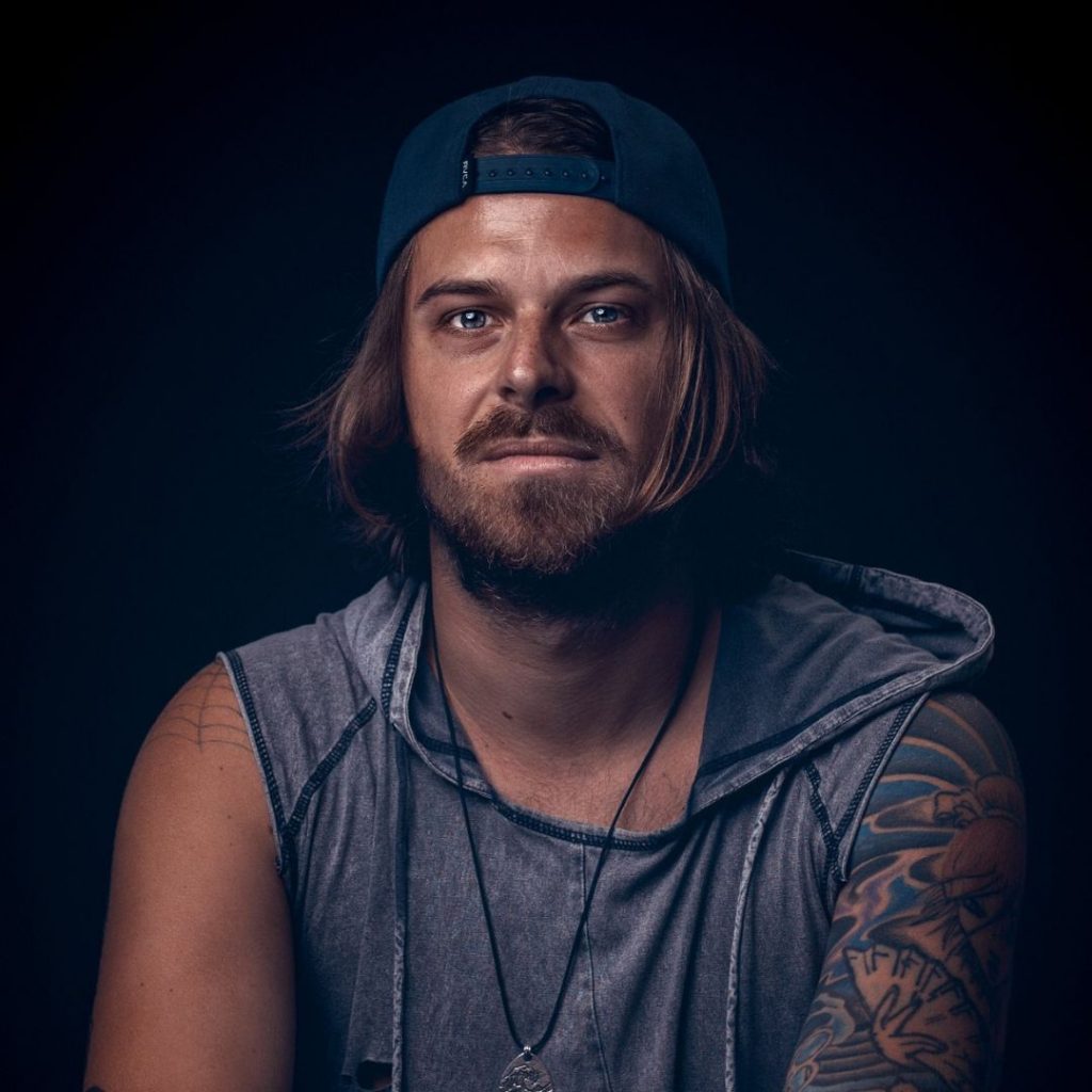 Tom - Mugshot Tattoo