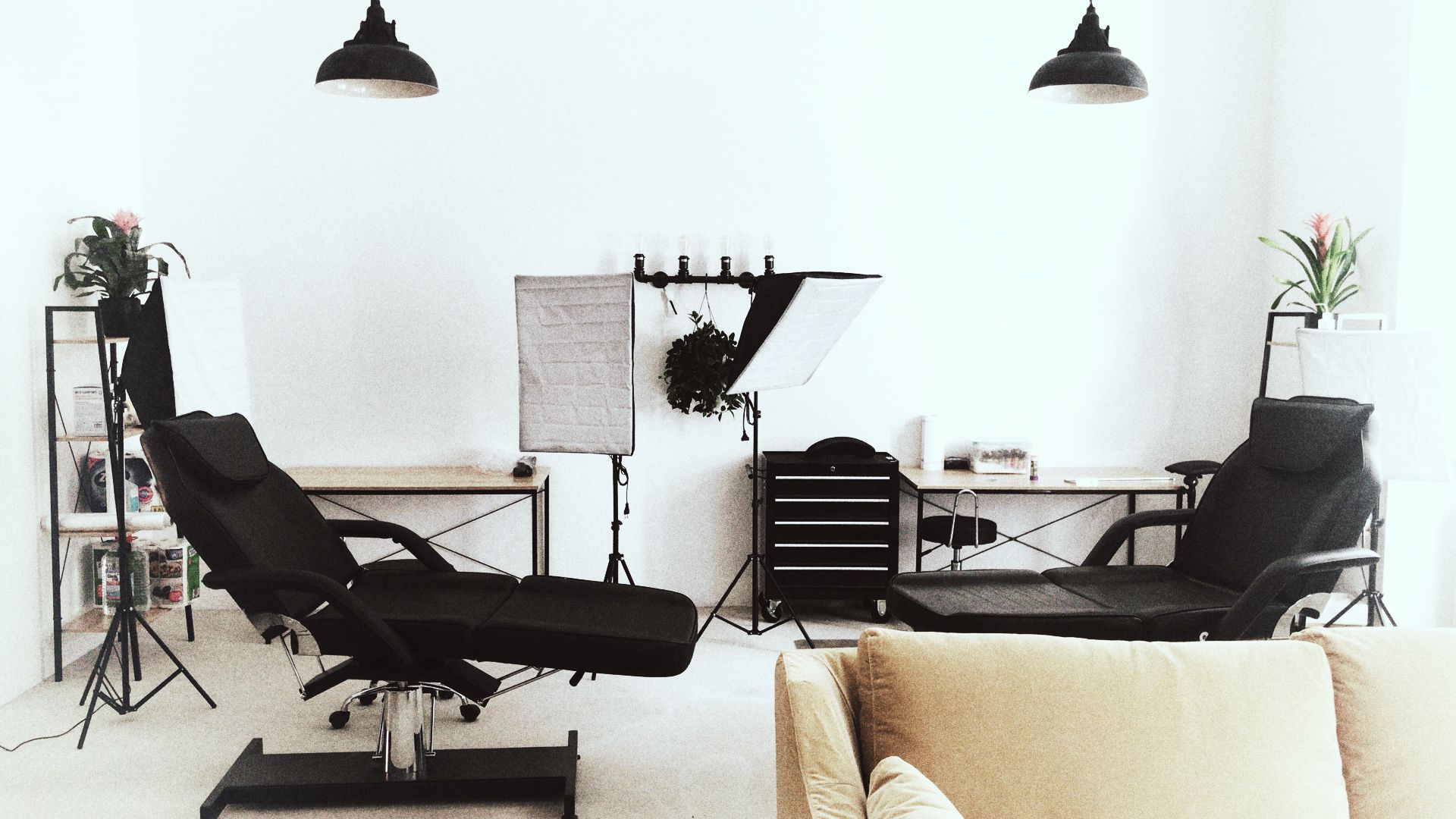 mugshot-tattoo-berlin-kurzfristige-termine-alle-tattoo-stile-walk